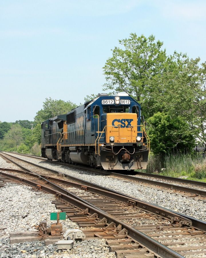 CSX 8612 and train D732